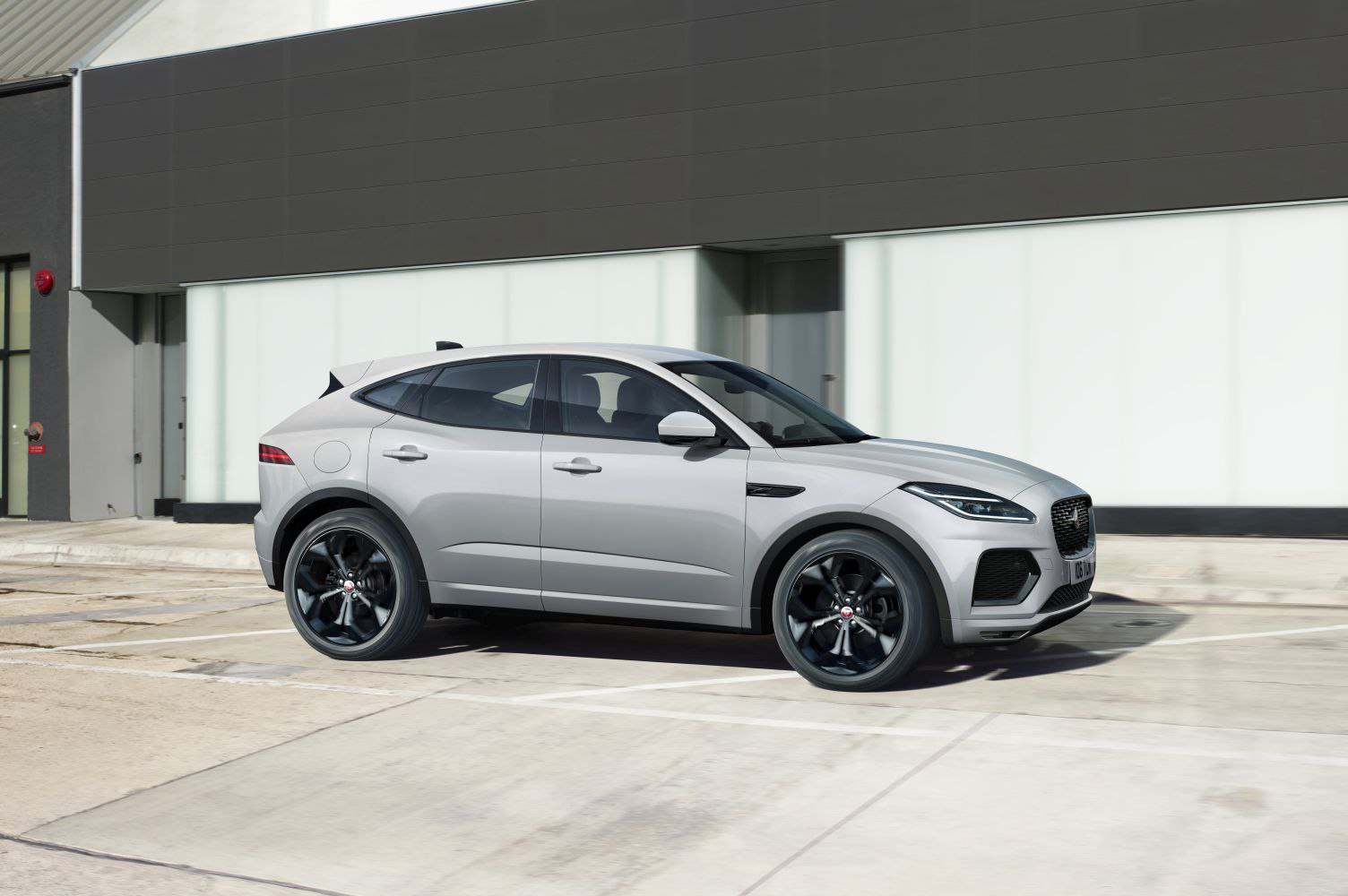 Jaguar E-Pace technical specifications and fuel economy
